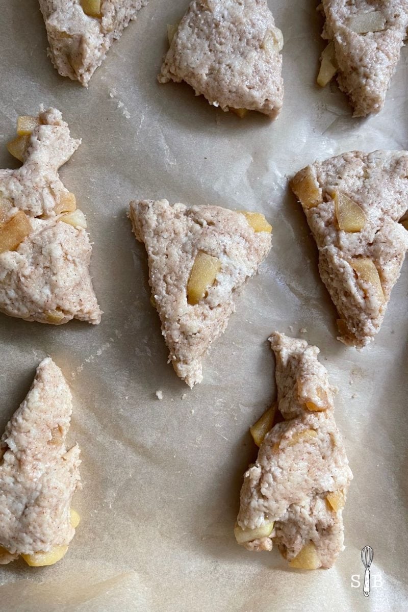 Easy Apple Cinnamon Scones Recipe - the scone blog